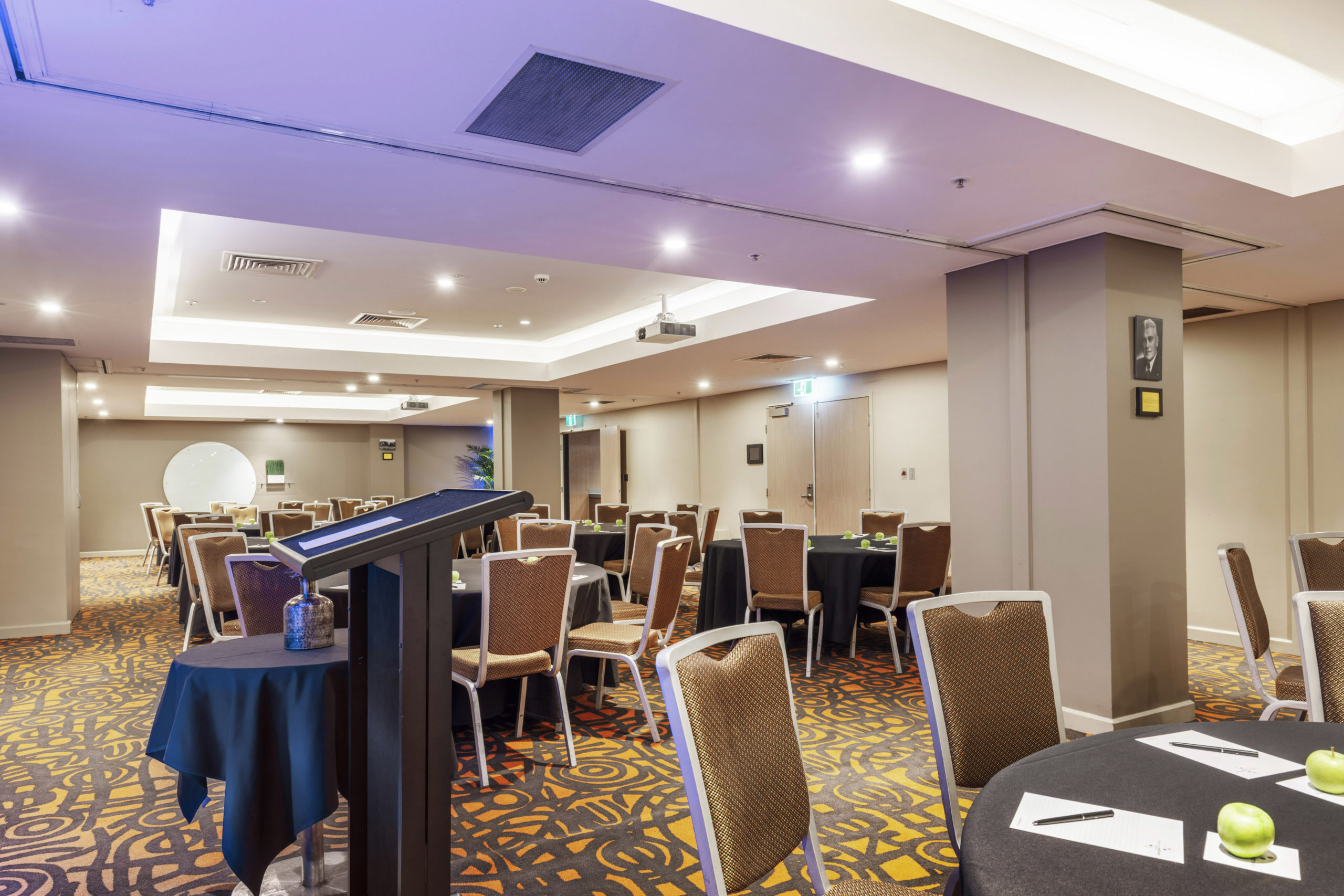 Commissioners Room | Novotel Canberra | Meetings & Events