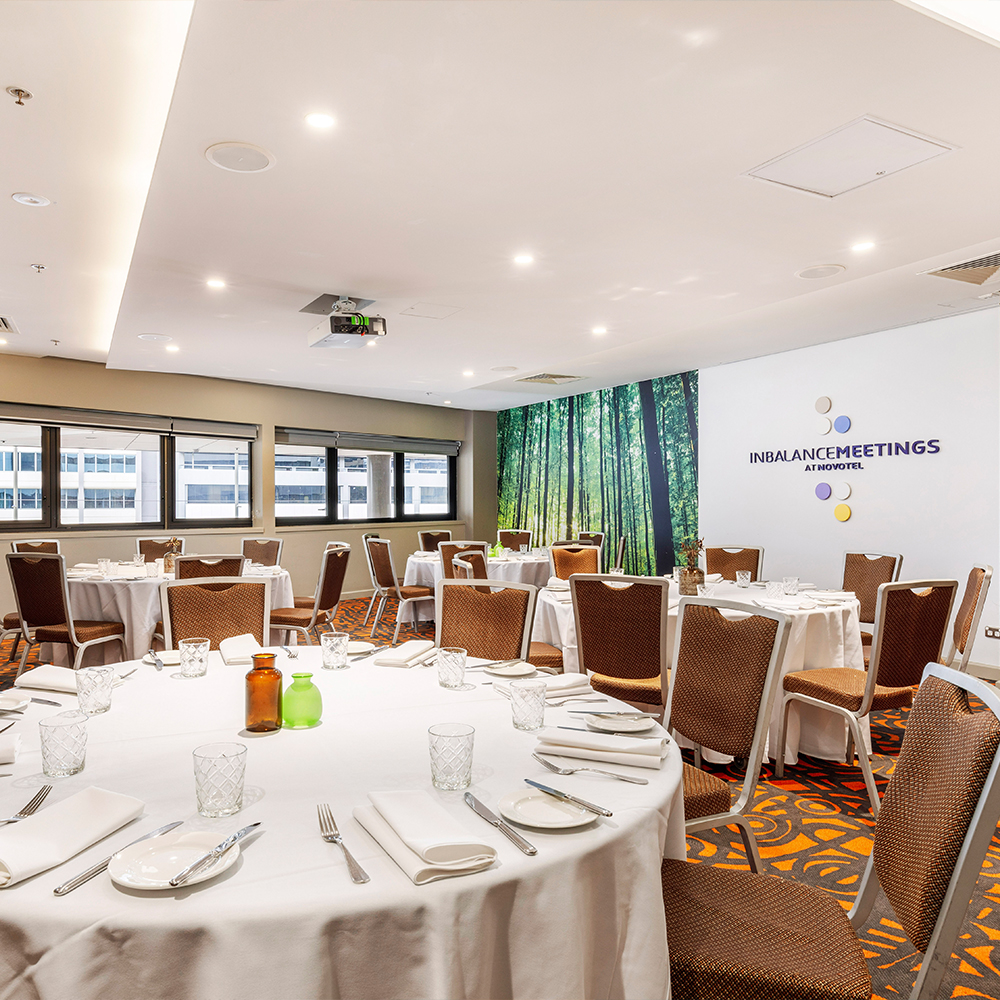 Novotel Canberra | Canberra City Accommodation | 4.5 Star Hotel